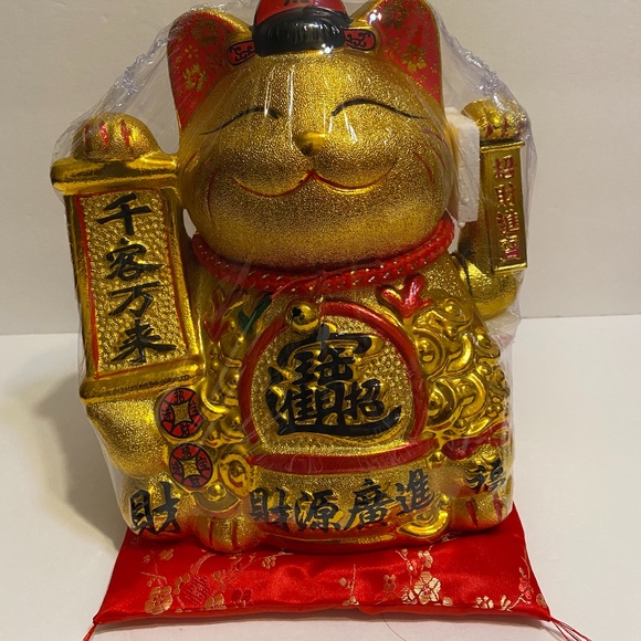 Art | Feng Shui Gold Lucky Money Cat Maneki Neko Yakushi Kiln Mino ...